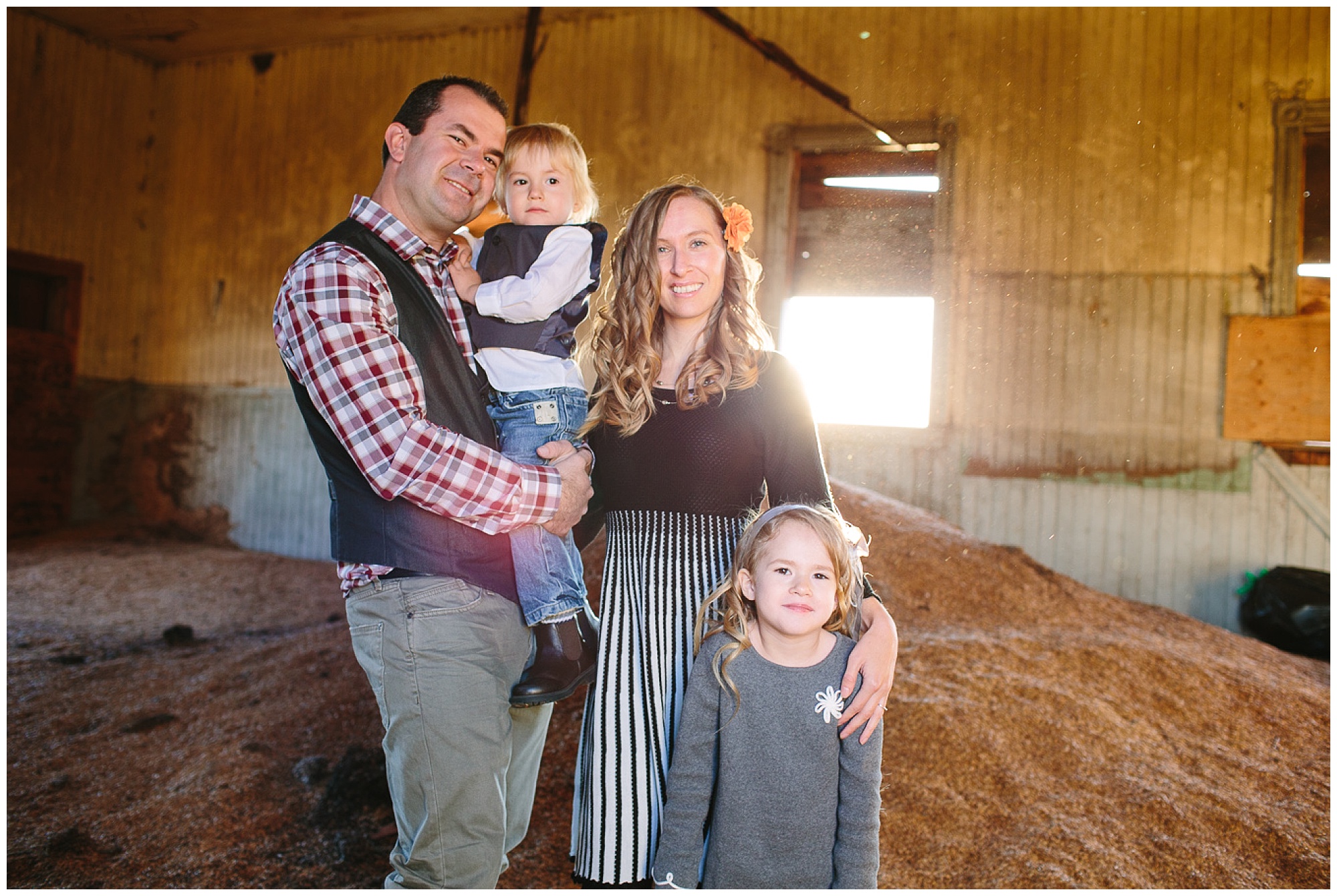 Goertzen Family {Two Hills Family Photographer} » Davin G Photography