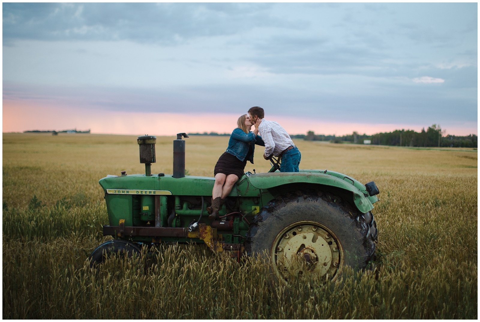 Karen + Brett {Heisler Engagement Photographer} » Davin G Photography